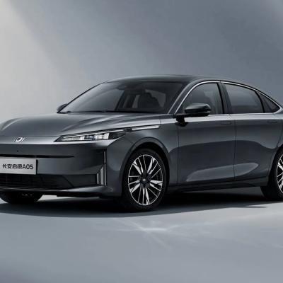 China 2024 Changan Qiyuan A05 70km Leading Edition Plug-in Hybrid Electric Sedan 4D 5S for sale