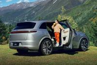 China Lixiang L7 2023 PRO Extended Range Electric SUV 5050mm 5 Seat AWD Hybrid for sale