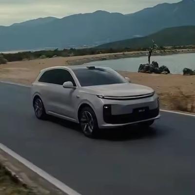 China 2024 Li Auto L6 Extended Range Hybrid SUV 4925mm Long Range 212km EV Range for sale
