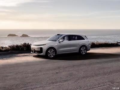 China 2024 Lixiang L6 Max Edition Extended Range SUV 4WD 4925mm Electric Car for Adult for sale