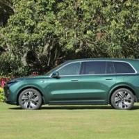 China 2024 Li Auto L9 PRO Extended Range Electric SUV 5218mm 5-Door 6-Seat with 210km Range for sale