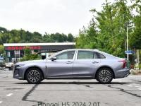 China Hongqi H5 2024 2.0T DCT Automatic Gear Box Fuel Vehicle 165kW 340Nm 4-Door Sedan for sale