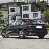 China Hongqi H6 2023 2.0t Ultimate Edition 4 Door 5 Seater Fuel Sedan ISO14001 for sale