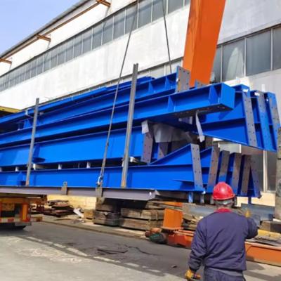 China Steel Structure Warehouse with 50 Years Usage Life Custom Load Capacity and Roll-up Or Sliding Steel Doors for sale