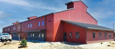 China Q355 Commercial Steel Construction Modern Metal Building Customized Size for sale