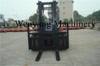 China 8 Ton Diesel Powered Forklift 4wd Forklift Pallet Truck 18 Months Warranty for sale