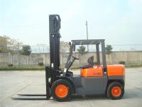China 2 Stage Full Free Mast 5 Ton Forklift Container Lifting Forklift For Warehouse for sale
