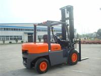 China 2 Stage Full Free Mast 5 Ton Forklift Container Lifting Forklift For Warehouse for sale