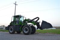 China 3ton  1.5m3 bucket telescopic boom wheel loader with max lifting height 6050mm for sale