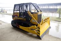 China XG4221L Forestry Logging Bulldozer With Mechanical Winch For Africa Muddy Woodland for sale