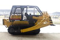 China XG4221L Forestry Logging Bulldozer With Mechanical Winch For Africa Muddy Woodland for sale