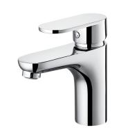 China Chrome Brass Basin Mixer Tap Hot Cold Water Bathroom Faucet Single Handle 0.5 Bar for sale