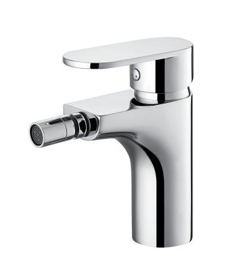 China Single Handle Chrome Bidet Faucet with 35mm Ceramic Cartridge and 360° Swivel Nozzle - 5 Year Warranty for sale