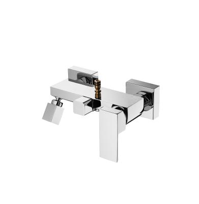 China Swivel Single Lever Shower Mixer Tap with 35mm Ceramic Cartridge - Brass Construction, 5-Year Warranty for sale
