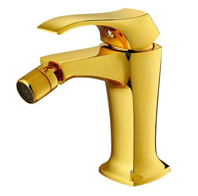 China Light Gold Bidet Mixer Tap 157mm High with Ceramic Disc Cartridge - 5 Year Warranty, 0.1-0.5MPa Pressure Range for sale