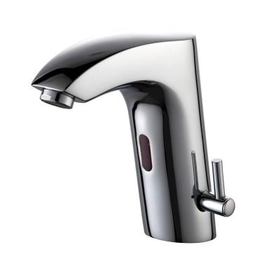China Zinc Body Sensor Water Faucet - Battery Operated Kitchen Tap with 5-Year Warranty and 0.1-0.5 MPa Pressure Range for sale