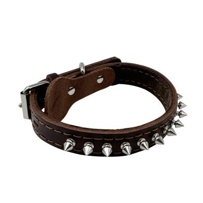 China Adjustable Spiked Genuine Leather Dog Collar 2.5x53cm - Durable Black/Brown Pet Collar with Metal Spikes for sale