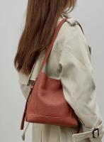 China Women's Top-Grain Full-Grain Cowhide genuine leather Crossbody Bag  Large-capacity Shoulder Bag Tote Bag Crossbody Bag Bucket Bag for sale