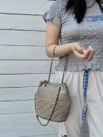 China Top-Grain Oil-Waxed Cowhide Luxury Designer Bag Quilted Chain Bucket Bag genuine leather bag Crossbody Bag Shoulder Bag Women's fashion bag wholesale for sale