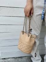 China Top-Grain Oil-Waxed Cowhide Luxury Designer Bag Quilted Chain Bucket Bag genuine leather bag Crossbody Bag Shoulder Bag Women's fashion bag wholesale for sale