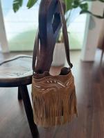 China Top-Grain Frosted Cowhide Embroidered Fringe Bag Women's genuine leather shoulder bag Crossbody Bag OEM Bag Manufacturer for sale