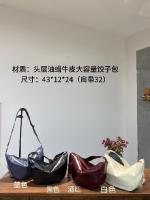 China Top-Grain Oil-Waxed Cowhide Large Capacity Dumpling Bag genuine leather shoulder bag crossbody bag tote bag underarm bag China supplier wholesale for sale