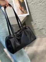 China Women's genuine leather bag Top-Grain Oil-Waxed Cowhide Large Capacity Tote Shoulder Bag underarm bag Minimalist Bag China factory wholesale for sale