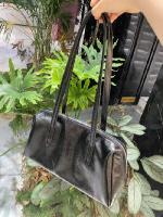 China Women's genuine leather bag Top-Grain Oil-Waxed Cowhide Large Capacity Tote Shoulder Bag underarm bag Minimalist Bag China factory wholesale for sale
