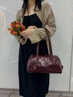 China Women's genuine leather bag Top-Grain Oil-Waxed Cowhide Large Capacity Tote Shoulder Bag underarm bag Minimalist Bag China factory wholesale for sale
