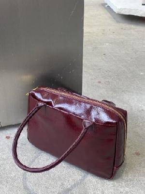 China Women's genuine leather Handbag bag Top-Grain Oil-Waxed Cowhide Handheld Tote Bag  underarm bag Work Bag China supplier for sale