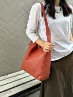 China Genuine leather Shoulder bag Top-Grain Full-Grain Cowhide Large Capacity Bucket Tote Bag women's Minimalist Bag Travel Bag underarm Diaper Bag China supplier wholesale for sale