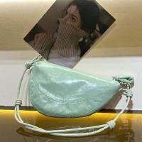 China Top-Grain Oil-Waxed Cowhide Cloud-Shaped Dumpling Bag  Fashion Bags for Women genuine leather shoulder bag crossbody bag underarm bag wholesale for sale
