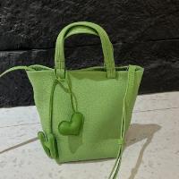 China Top Grain Full-Grain Cowhide Handheld Crossbody Bag genuine leather bag China factory wholesale women's fashion handbag shoulder crossbody bag Bucket Bag for sale