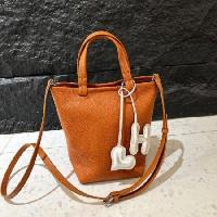 China Top Grain Full-Grain Cowhide Handheld Crossbody Bag genuine leather bag China factory wholesale women's fashion handbag shoulder crossbody bag Bucket Bag for sale