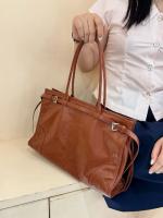 China Top Grain Oil-Waxed Cowhide Large Capacity Tote Handheld Crossbody Bag genuine leather handbag China manufacturer Shoulder crossbody bag Work bag  wholesale for sale