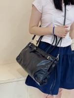 China Top Grain Oil-Waxed Cowhide Large Capacity Tote Handheld Crossbody Bag genuine leather handbag China manufacturer Shoulder crossbody bag Work bag  wholesale for sale