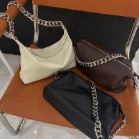 China Top-Grain Cowhide Natural Crease Chain Shoulder  Crossbody  bag genuine leather handbag China manufacturer wholesale underarm bag for sale