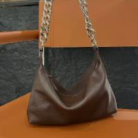 China Top-Grain Cowhide Natural Crease Chain Shoulder  Crossbody  bag genuine leather handbag China manufacturer wholesale underarm bag for sale