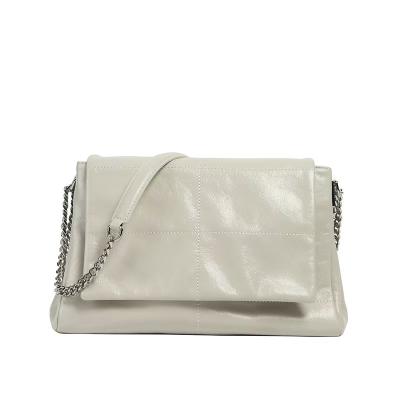China Top-Grain Oil-Waxed Cowhide Diamond-Quilted Chain Strap genuine leather handbag women's fashion Shoulder Crossbody Bag  China supplier wholesale for sale