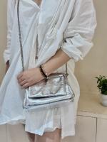 China Top-Grain Oil-Waxed Cowhide Diamond-Quilted Chain Strap genuine leather handbag women's fashion Shoulder Crossbody Bag  China supplier wholesale for sale