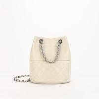China Top-Grain Oil-Waxed Cowhide Luxury Designer Bag Quilted Chain Bucket Bag genuine leather bag Crossbody Bag Shoulder Bag Women's fashion bag wholesale for sale
