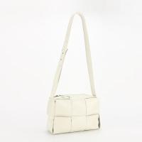 China Minimalist Vintage Bag Top-Grain Oil-Waxed Cowhide Woven genuine leather  Crossbody Bag women's leather handbag shoulder bag China supplier for sale