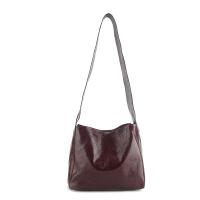 China Minimalist Genuine leather bag Top-Grain Oil-Waxed Cowhide Large Capacity Crossbody Bag shoulder bag Tote Bag China supplier wholesale for sale