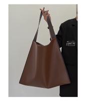 China Men & women's genuine leather tote bag Top-grain cowhide color-blocking wide-strap single-shoulder tote bag (unisex) big shoulder bag underarm bag China supplier wholesale for sale