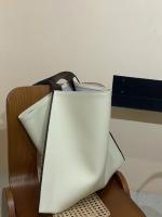 China Men & women's genuine leather tote bag Top-grain cowhide color-blocking wide-strap single-shoulder tote bag (unisex) big shoulder bag underarm bag China supplier wholesale for sale