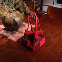 China Women's fashion genuine leather handbag Shoe-Material Frosted Cowhide Contrast-Color Small Square Bag shulder bag crossbody bag China supplier wholesale for sale