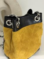 China Women's genuine leather shoulder crossbody bag Shoe Material Frosted Leather Patchwork Waxed Cowhide Bucket Bag fashion bag China supplier wholesale for sale