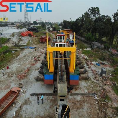China US 3000/Set Electric Power 32inch Cutter Suction Dredger with Booster Station for sale