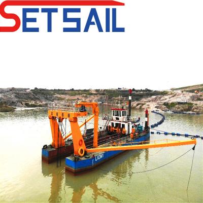 China 800 Cubic Meter Per Hour Capacity Cutter Suction Dredger for Sand Total Weight 180t for sale