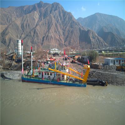 China Cummins Diesel Engine 24 Inch Cutter Suction Dredger for Sand Extraction in Rivers for sale